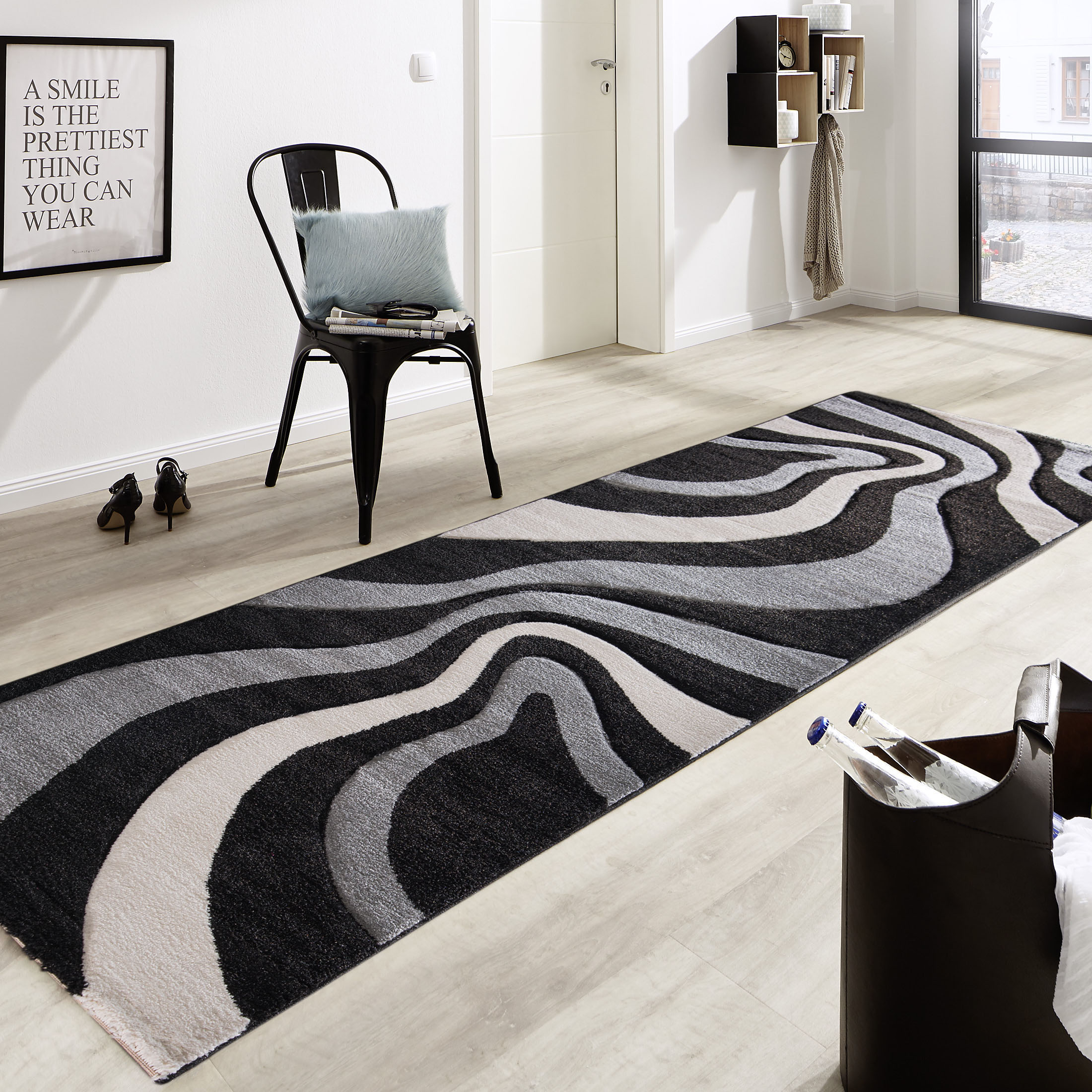 Carmen - Designer-Teppich von Kibek in Grau