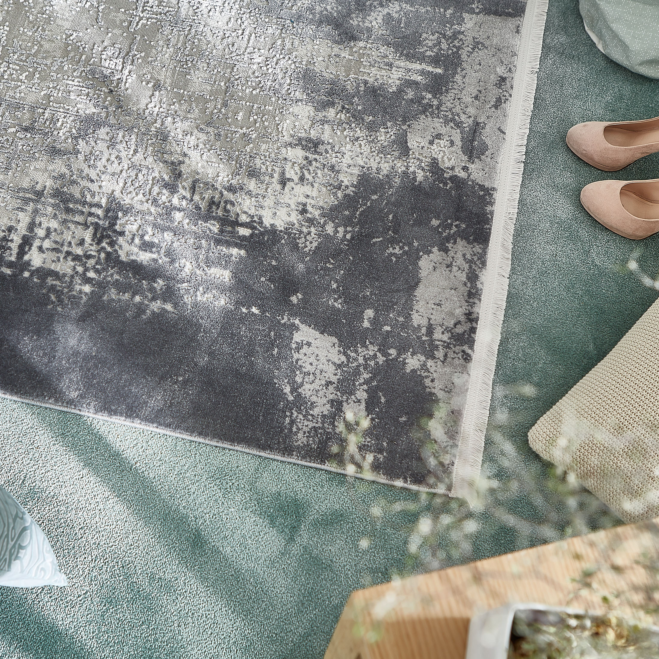 Noble - Designer-Teppich von Kibek in Weiß