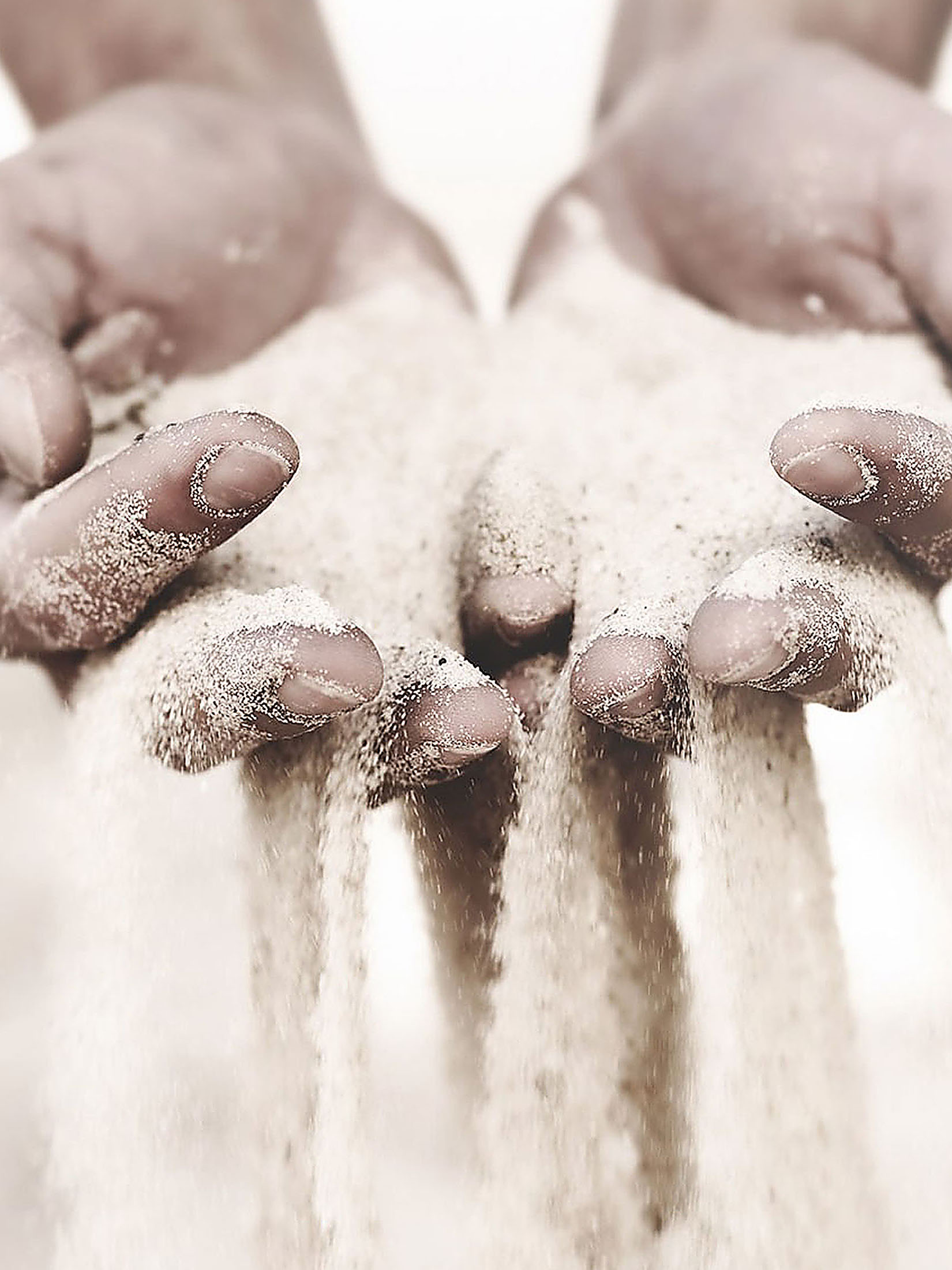 Sandy Hands | 2157470001