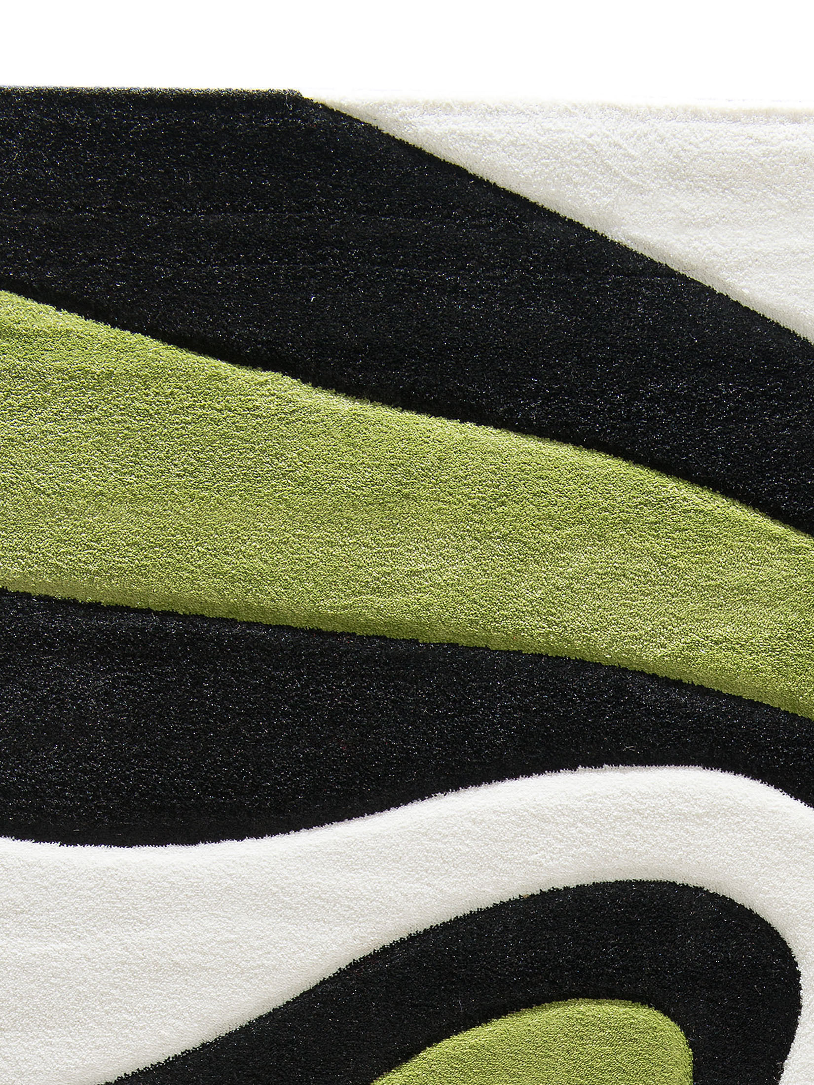 Carmen - Designer-Teppich von Kibek in Grün