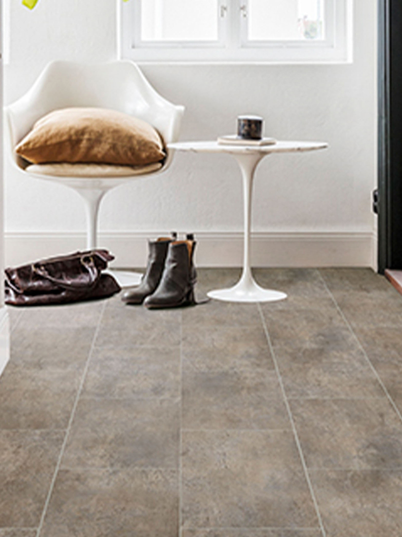 Logic | Basalt Tile | ca. 400 cm | 2114620004