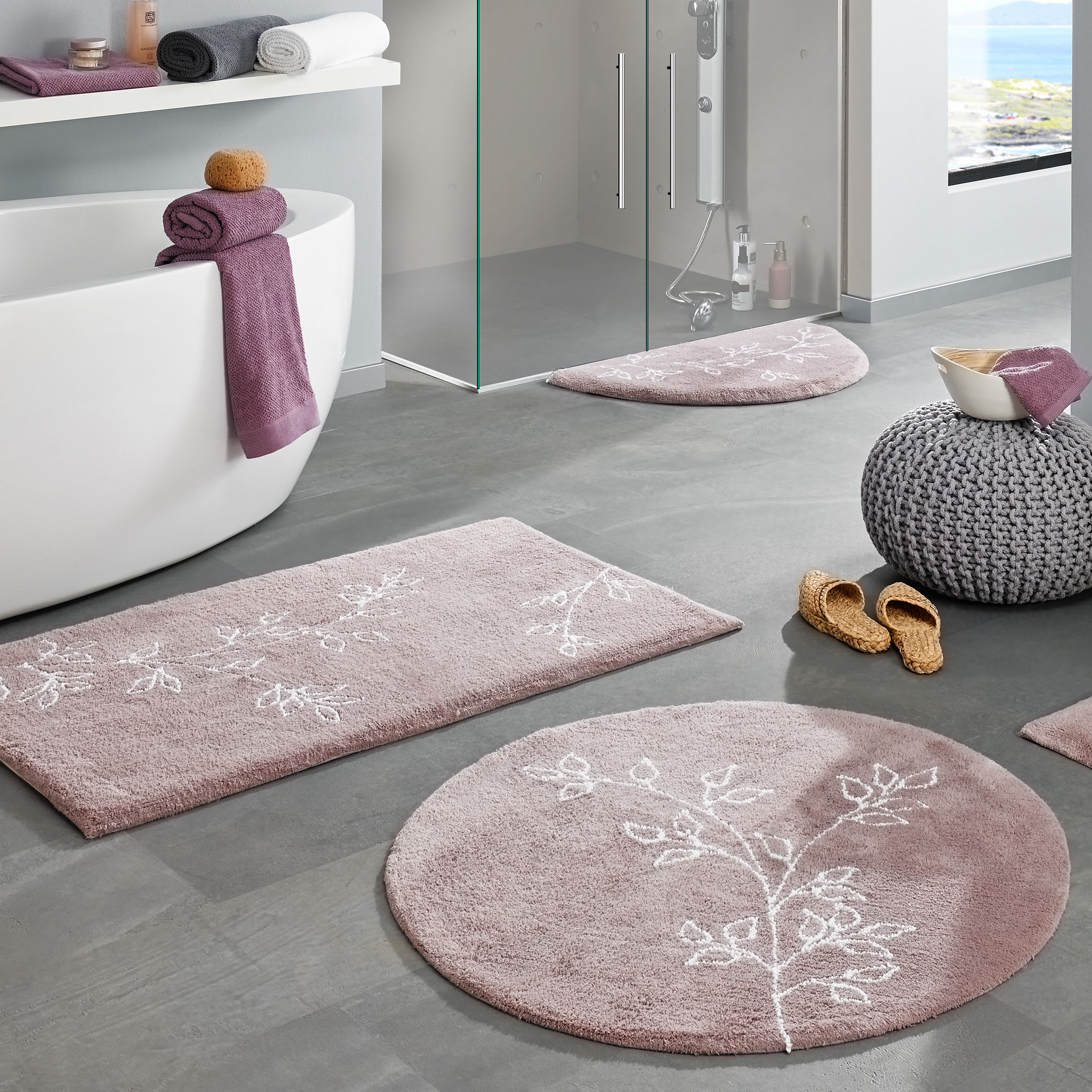 Badteppich von Kibek - Blossom in Lila, 70 x 120 cm