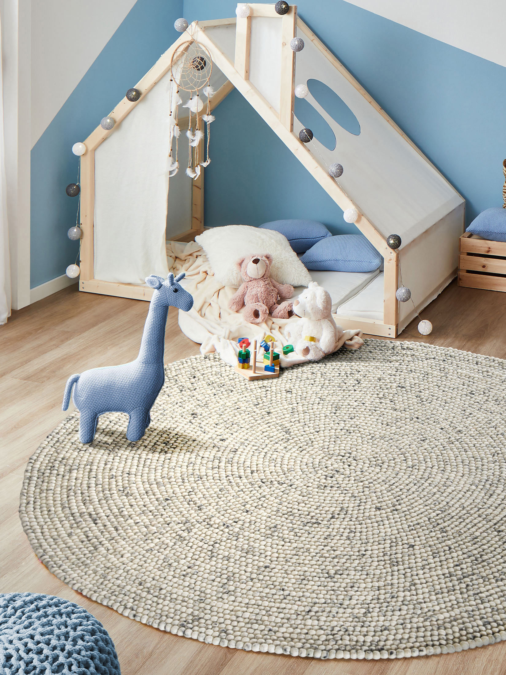 Filzkugel-Teppich von Kibek - Smedby in Grau, 200 x 200 cm